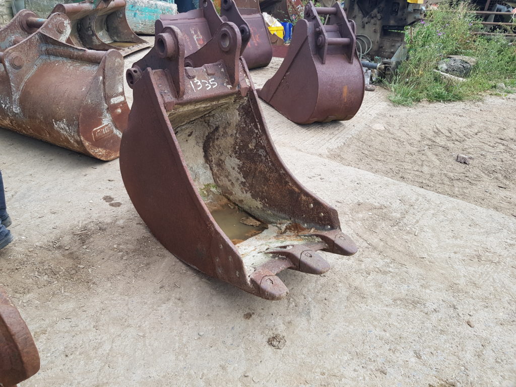 600mm Digging Bucket - BRUCE ATFIELD