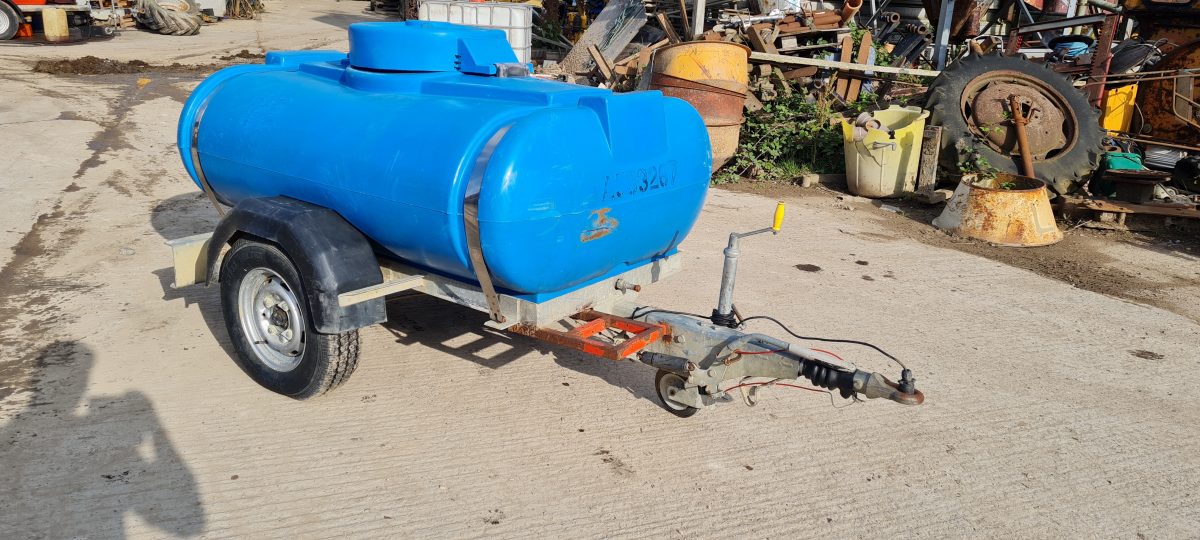 1000 Litre Water Bowser - BRUCE ATFIELD