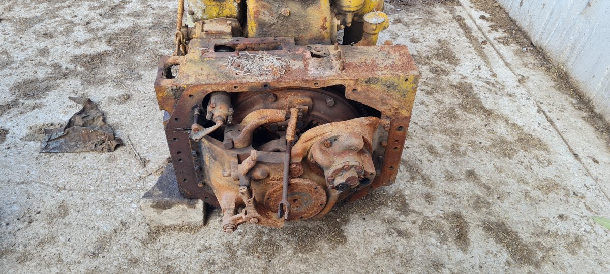 Caterpillar D4U Engine - BRUCE ATFIELD