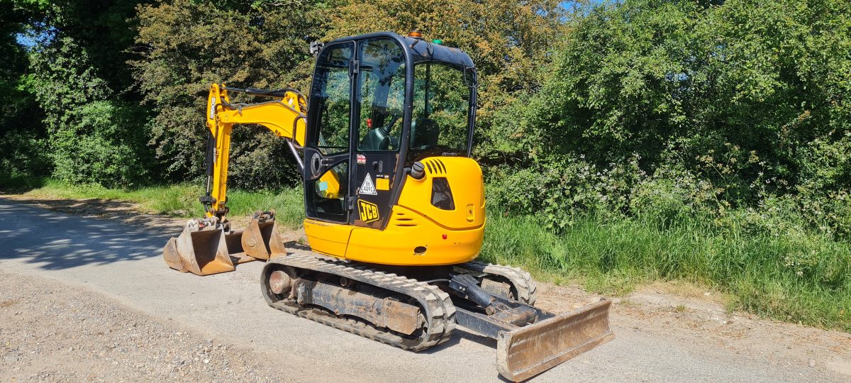 JCB 8025 cts Mini Digger - BRUCE ATFIELD
