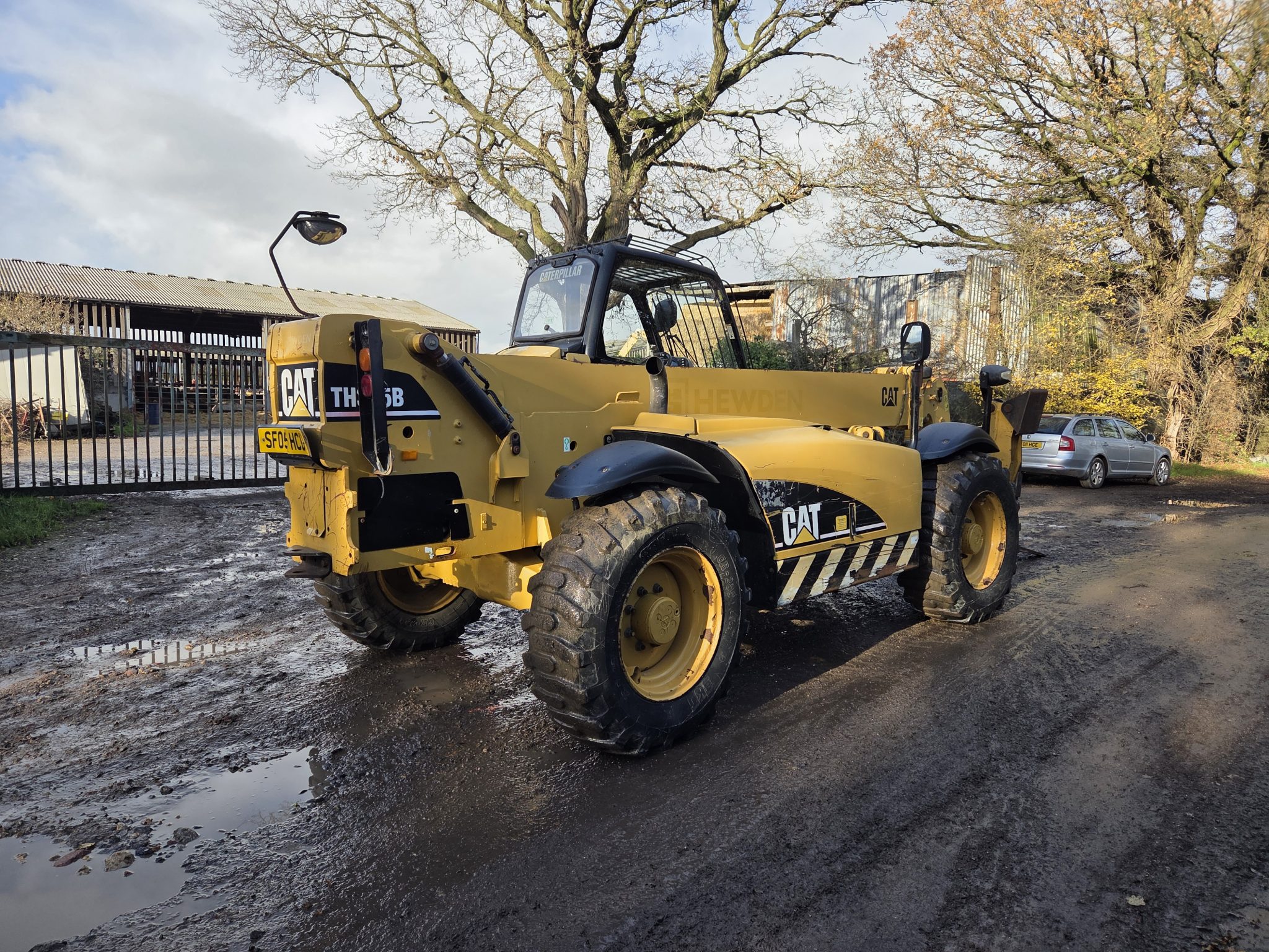 Caterpillar TH355B - BRUCE ATFIELD